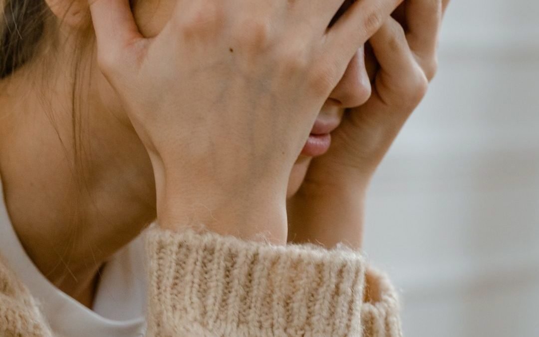 Acupuntura y acupresión para tratar el estrés y la ansiedad - Aline Tisato